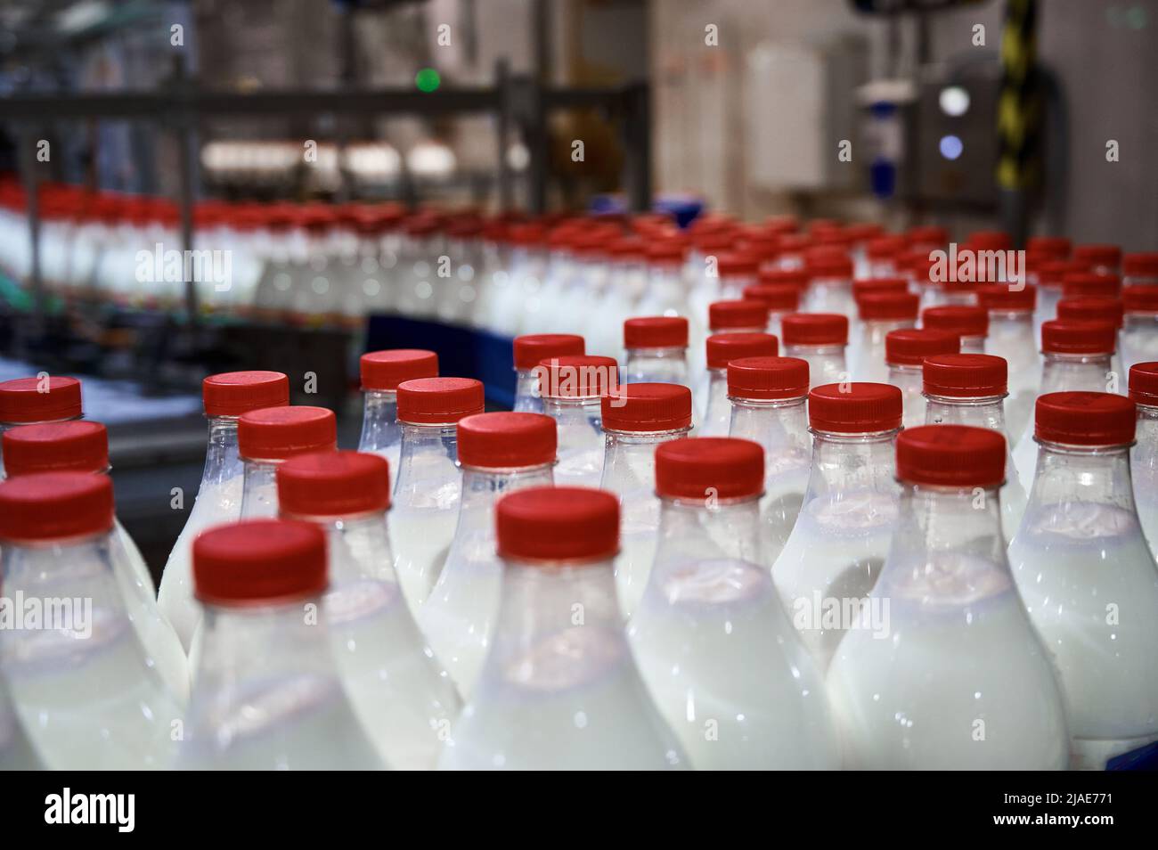 Milk fresh pasteurised milk container hi-res stock photography and ...
