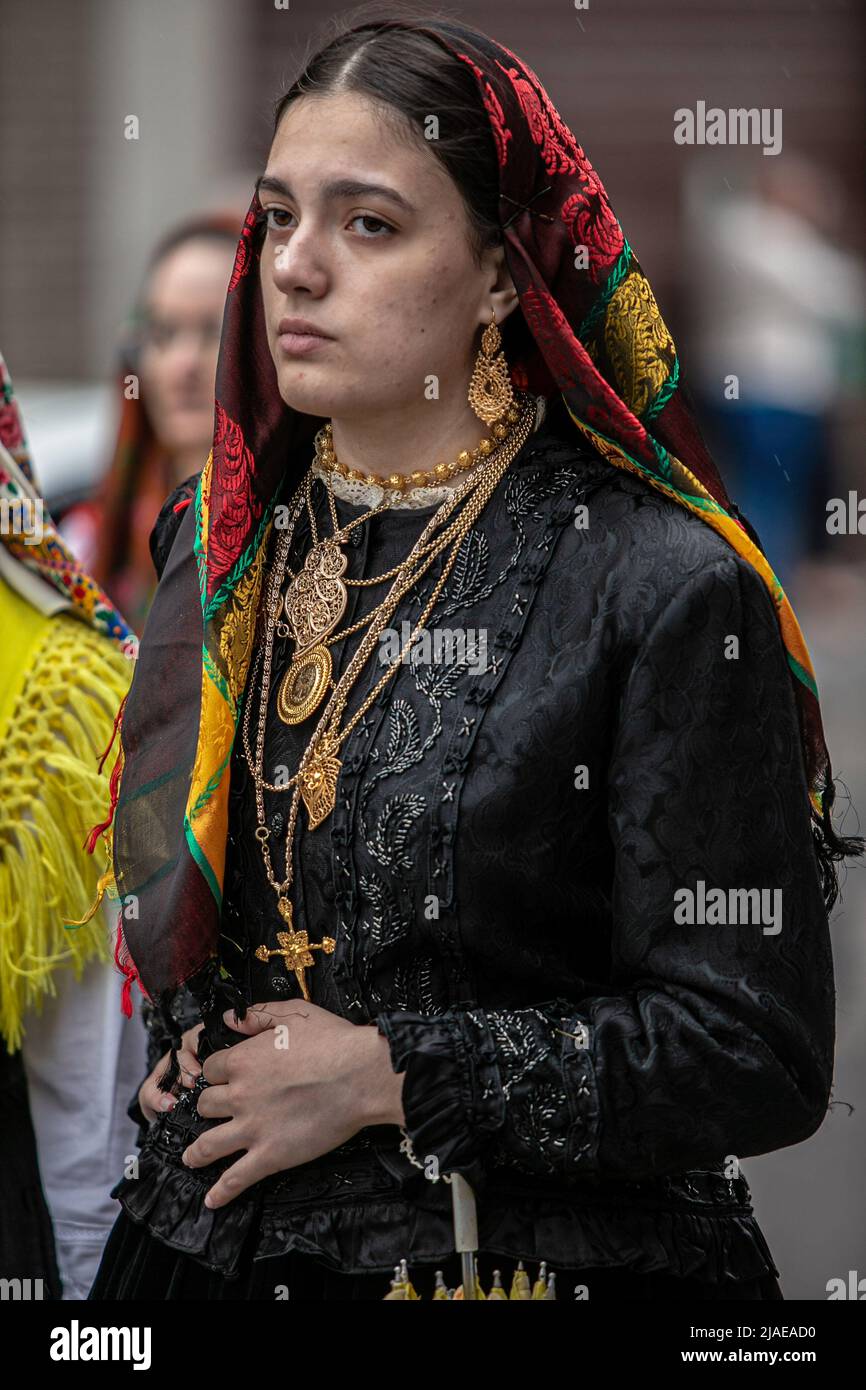 May 22, 2022, Montreal, Quebec, Canada: A devotee seen wearing full ...