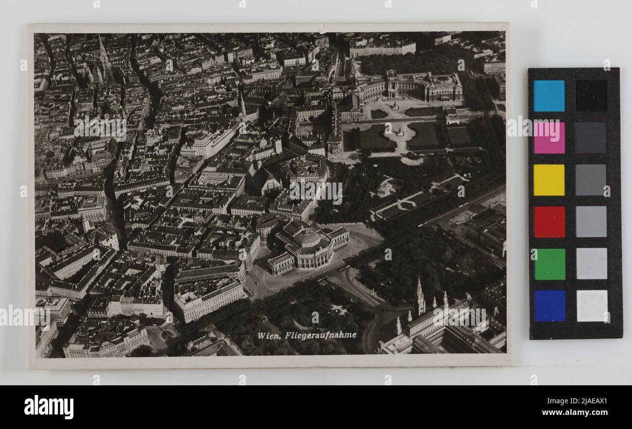 Vienna - overall view: ring road and inner city, flying, postcard ...