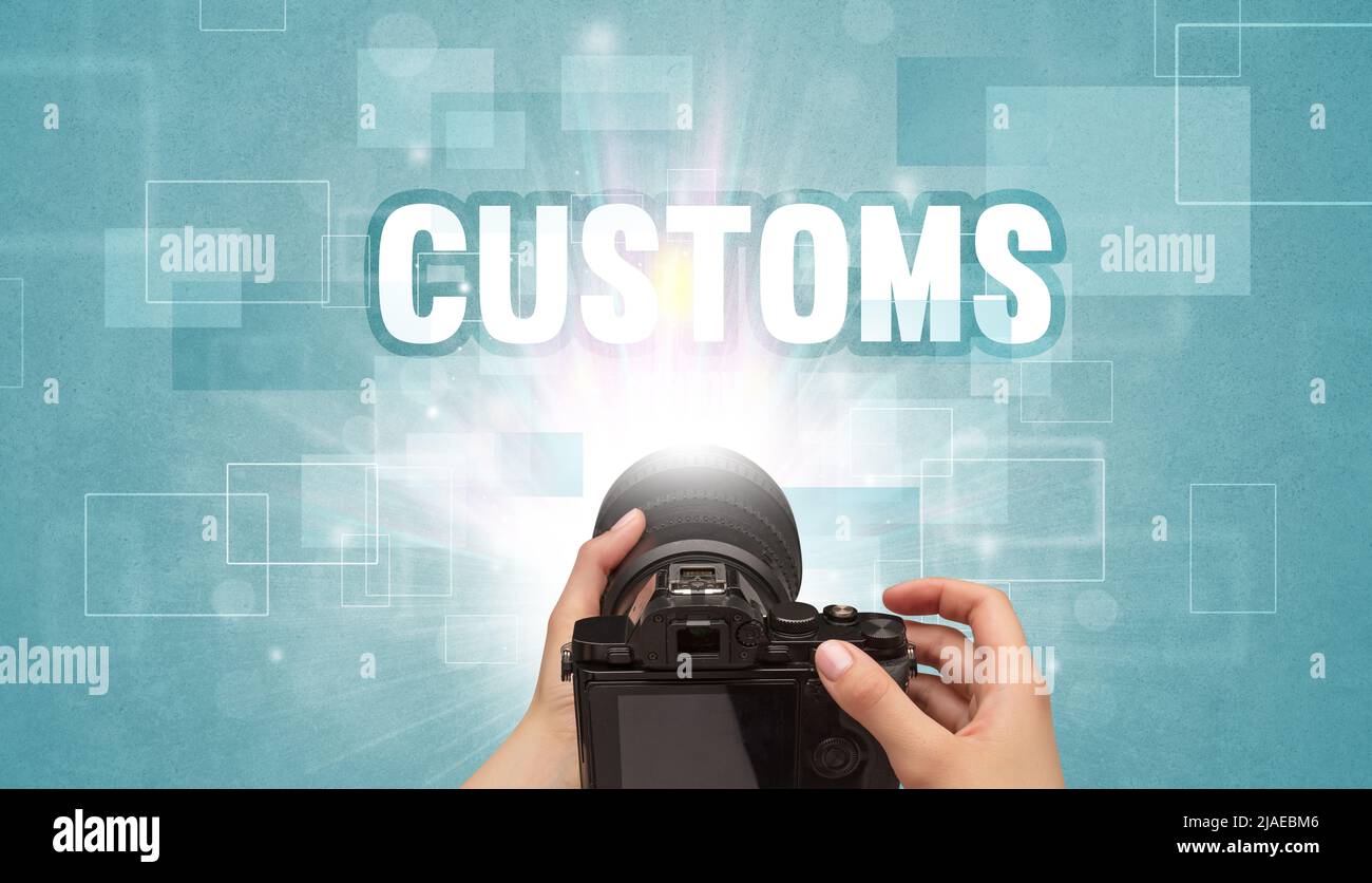 hand holding digital camera, traveling concept Stock Photo - Alamy