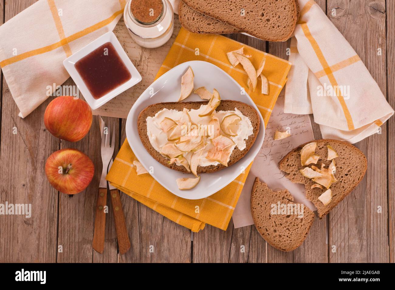 Rye bread with apple in crispy slices with skin Stock Photo - Alamy