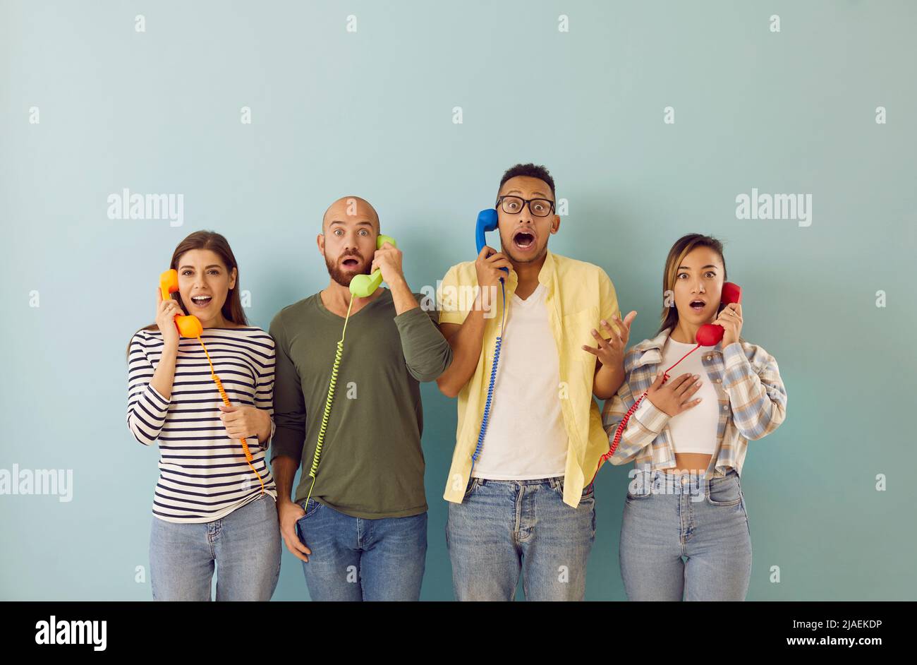 Female friends scared hi-res stock photography and images - Alamy