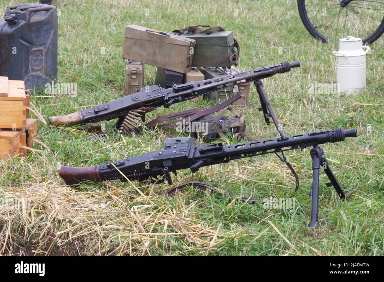 Ww2 submachine guns hi-res stock photography and images - Alamy