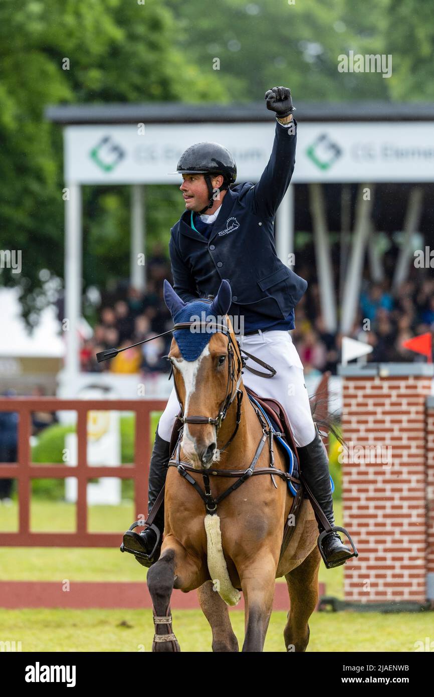 Hamburg, Germany. 29th May, 2022. Equestrian Sport/Dressage/Jumping ...