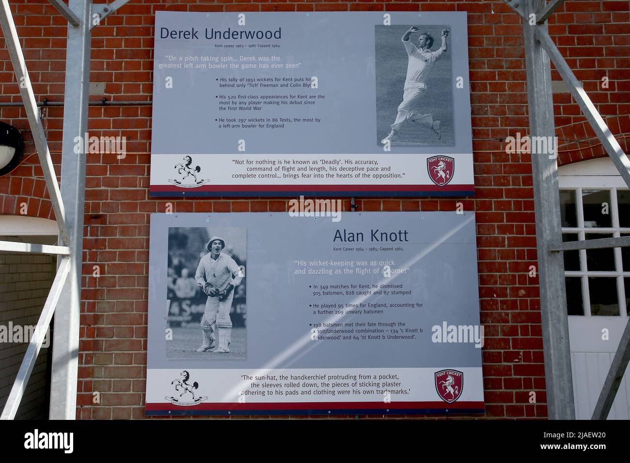 Tributes to ex-Kent players Derek Underwood and Alan Knott ahead of ...