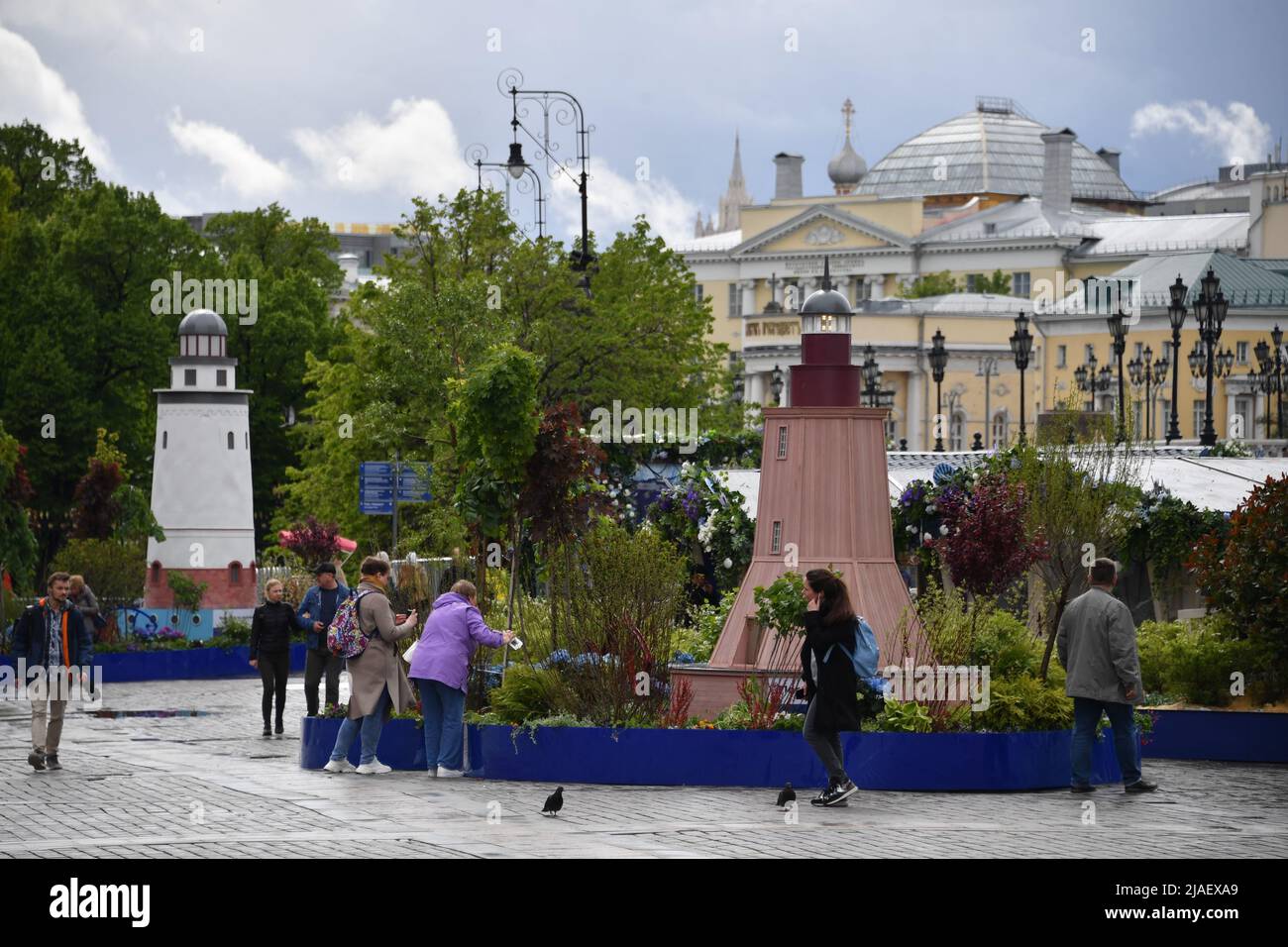 Moscow. Visitors at Manezhnaya Square during the gastronomic festival ...
