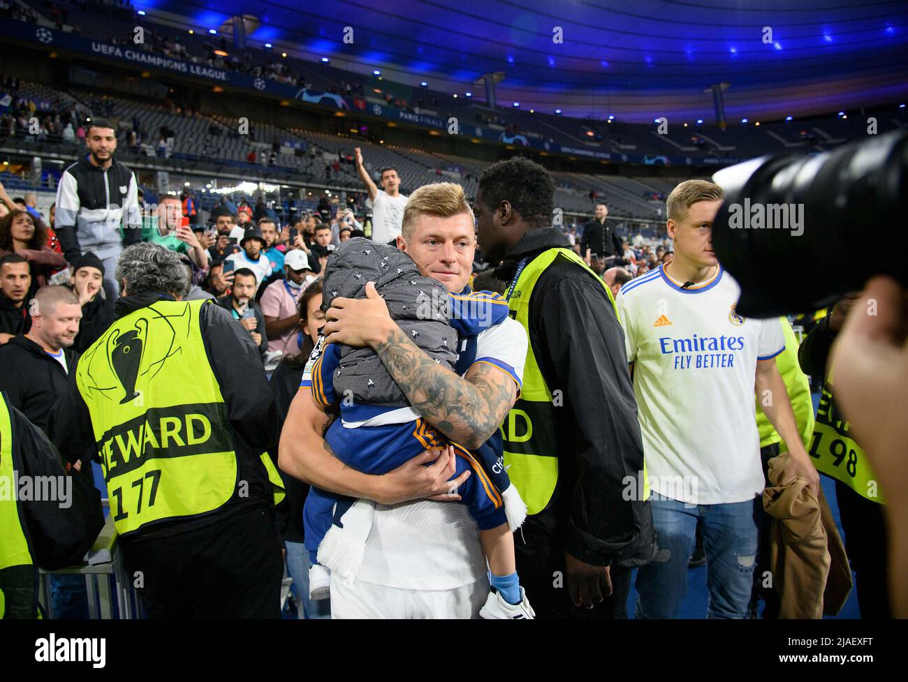 Toni KROOS (Real) with baby on his arm, Soccer Champions League Final ...