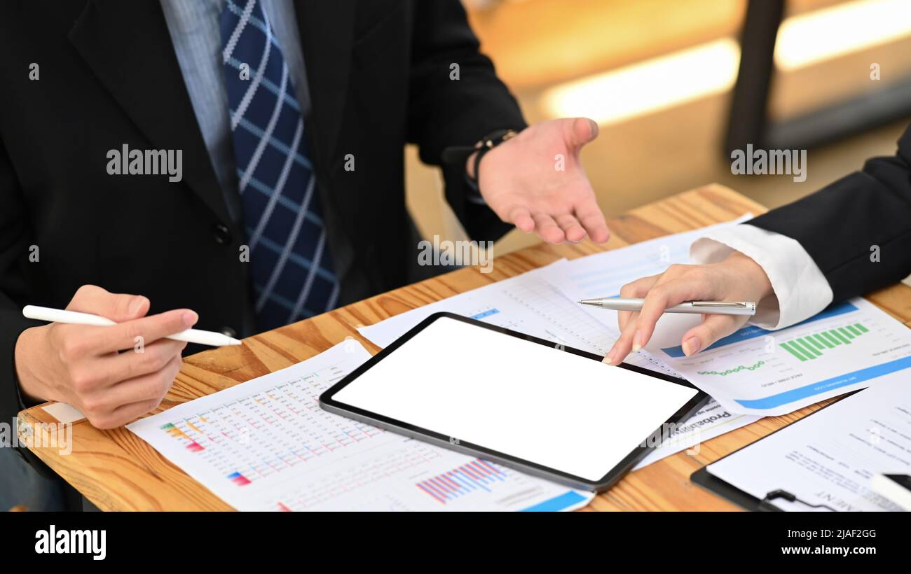 Explaining project details hi-res stock photography and images - Alamy