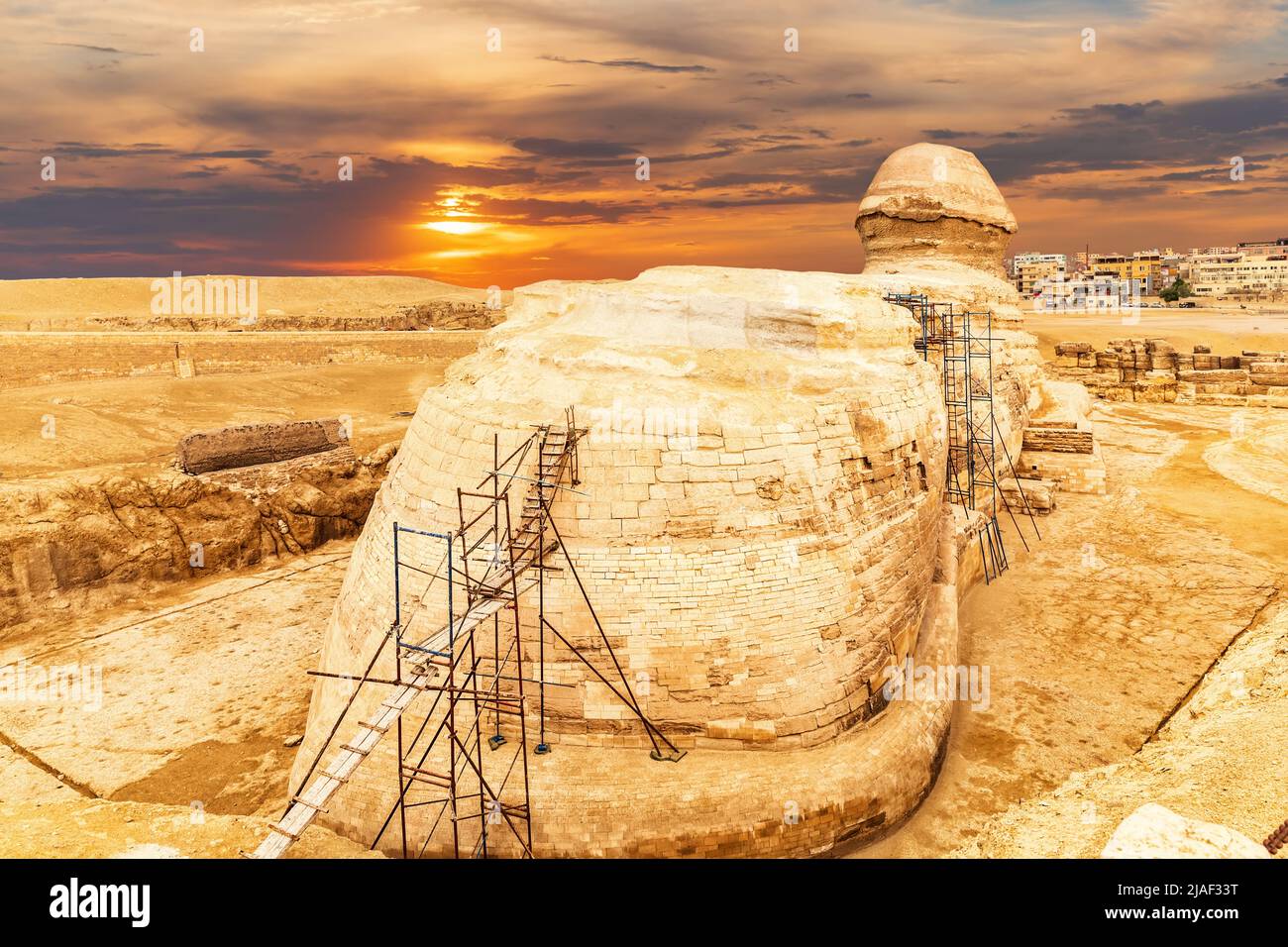 Beautiful sunset view on the back sight of the Great Sphinx and the ...