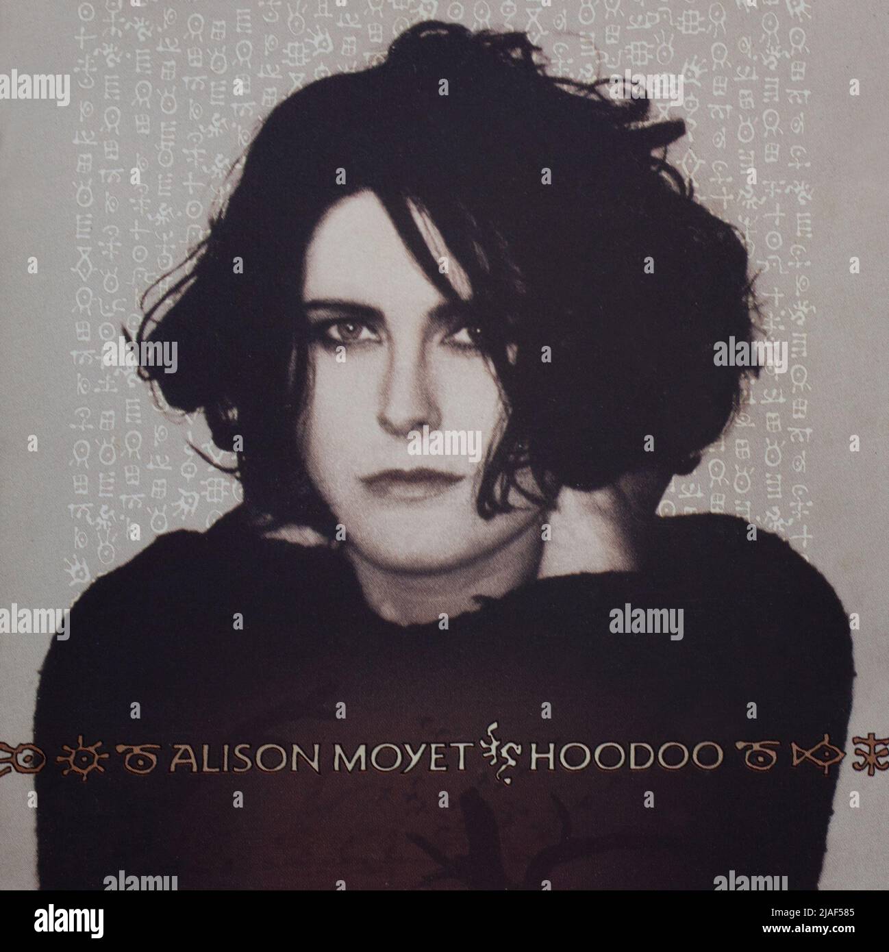 Modern pop singer album cover hi-res stock photography and images - Alamy