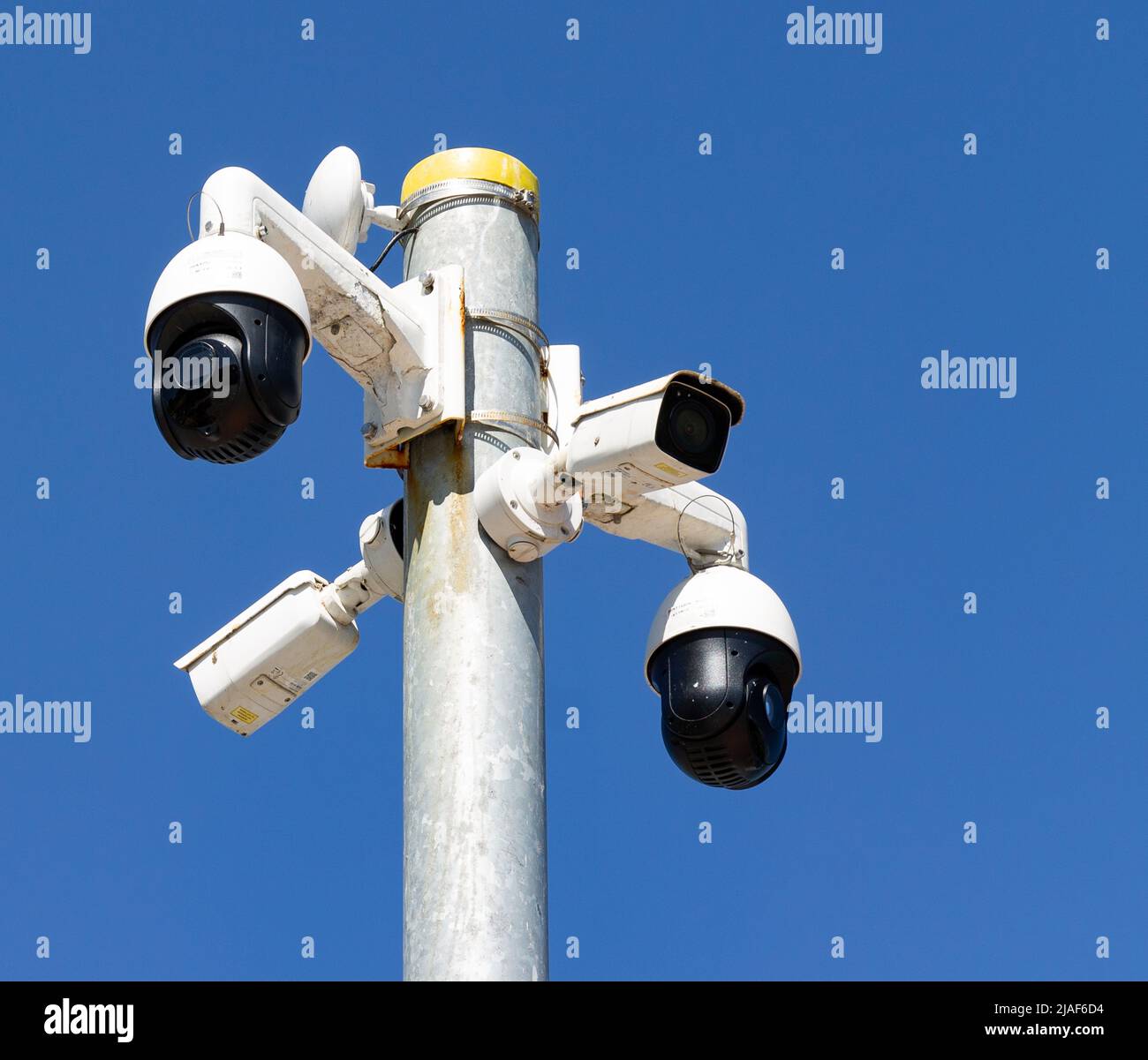 Cctv security camera on pole hi-res stock photography and images - Alamy