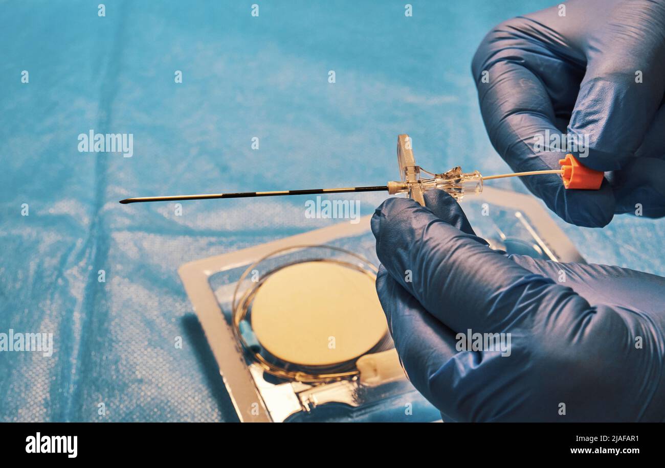 Needle epidural anesthesia in hi-res stock photography and images - Alamy