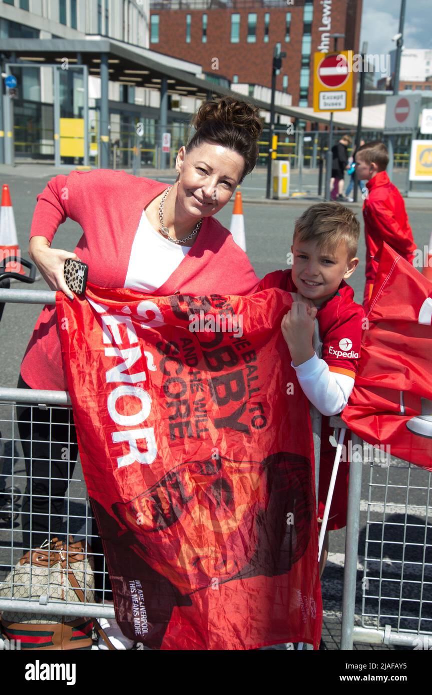 Celebration victory team paris hi-res stock photography and images - Alamy