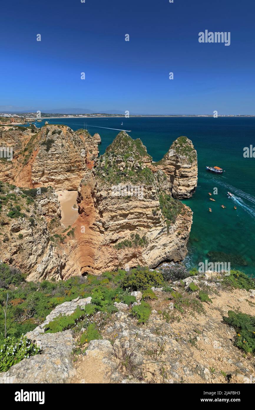 Coastal erosion undercut hi-res stock photography and images - Alamy