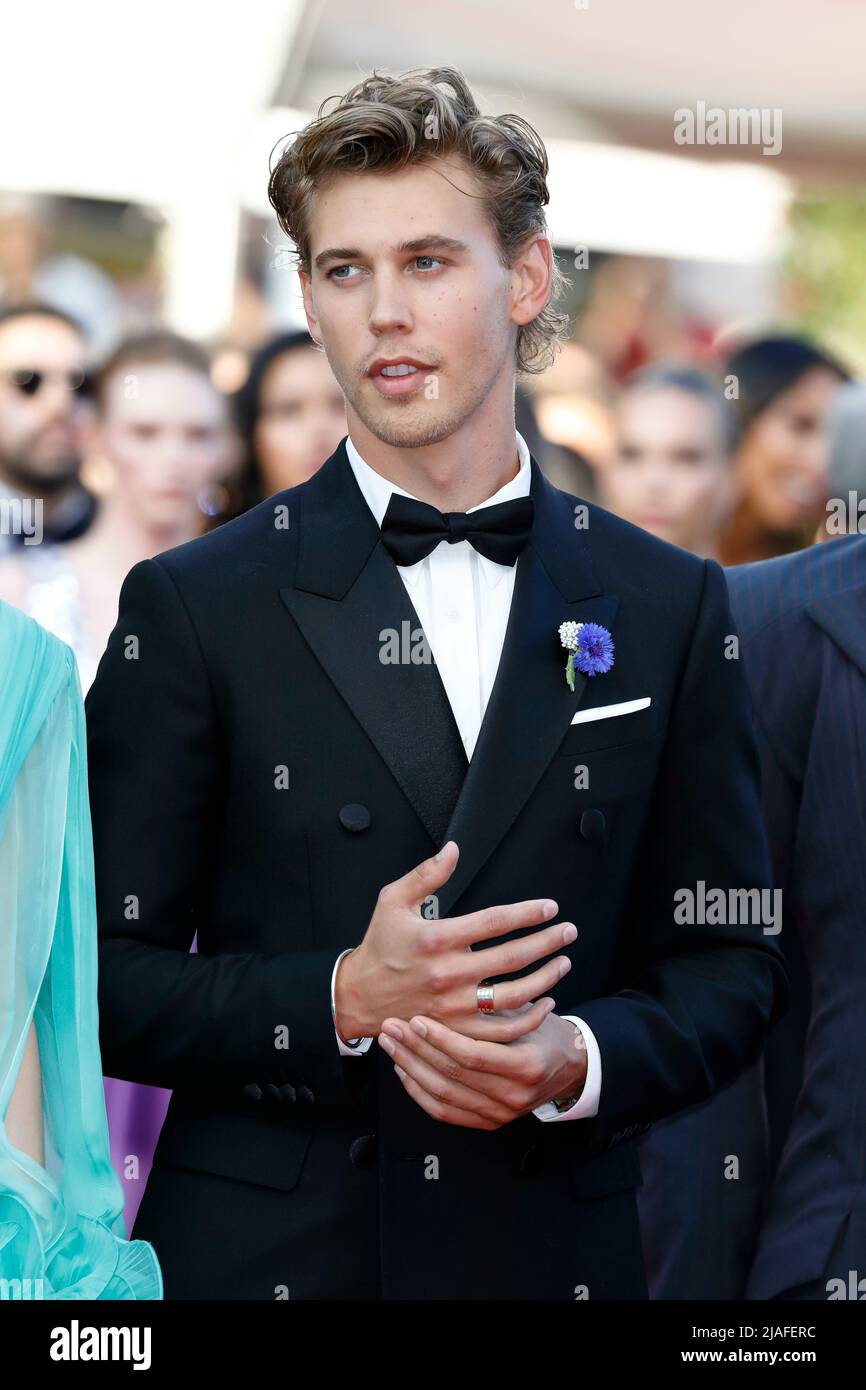 Austin Butler attends the premiere of 'Elvis' during the 75th Annual ...