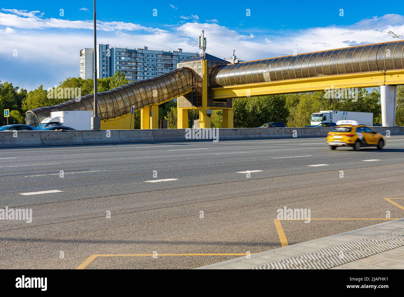 Moscow, Russia - May 28, 2022: elevated road crossing. High quality ...