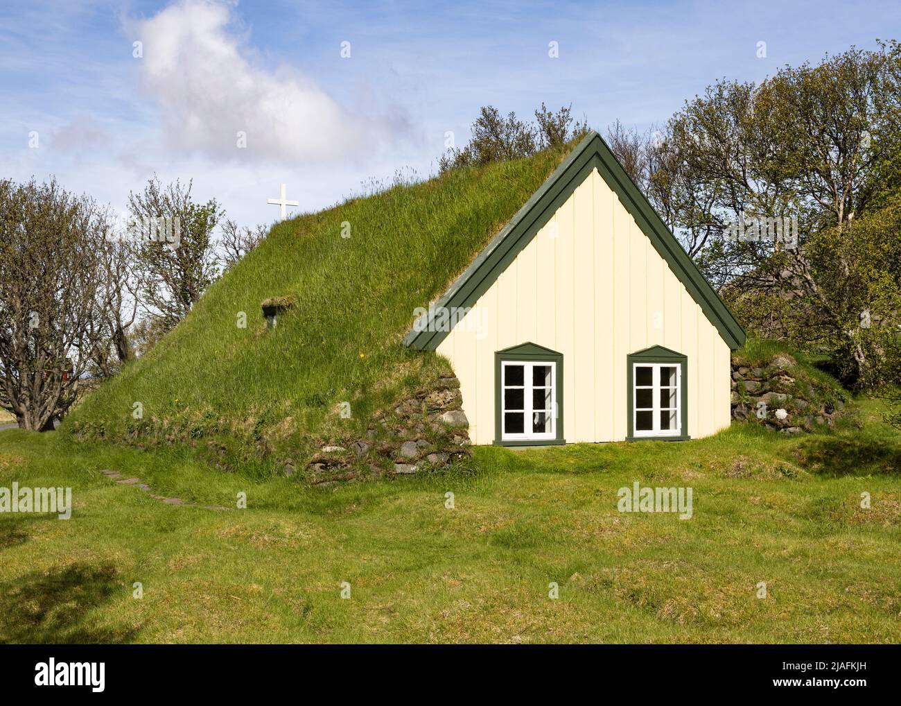 Turf roofed building iceland hi-res stock photography and images - Alamy