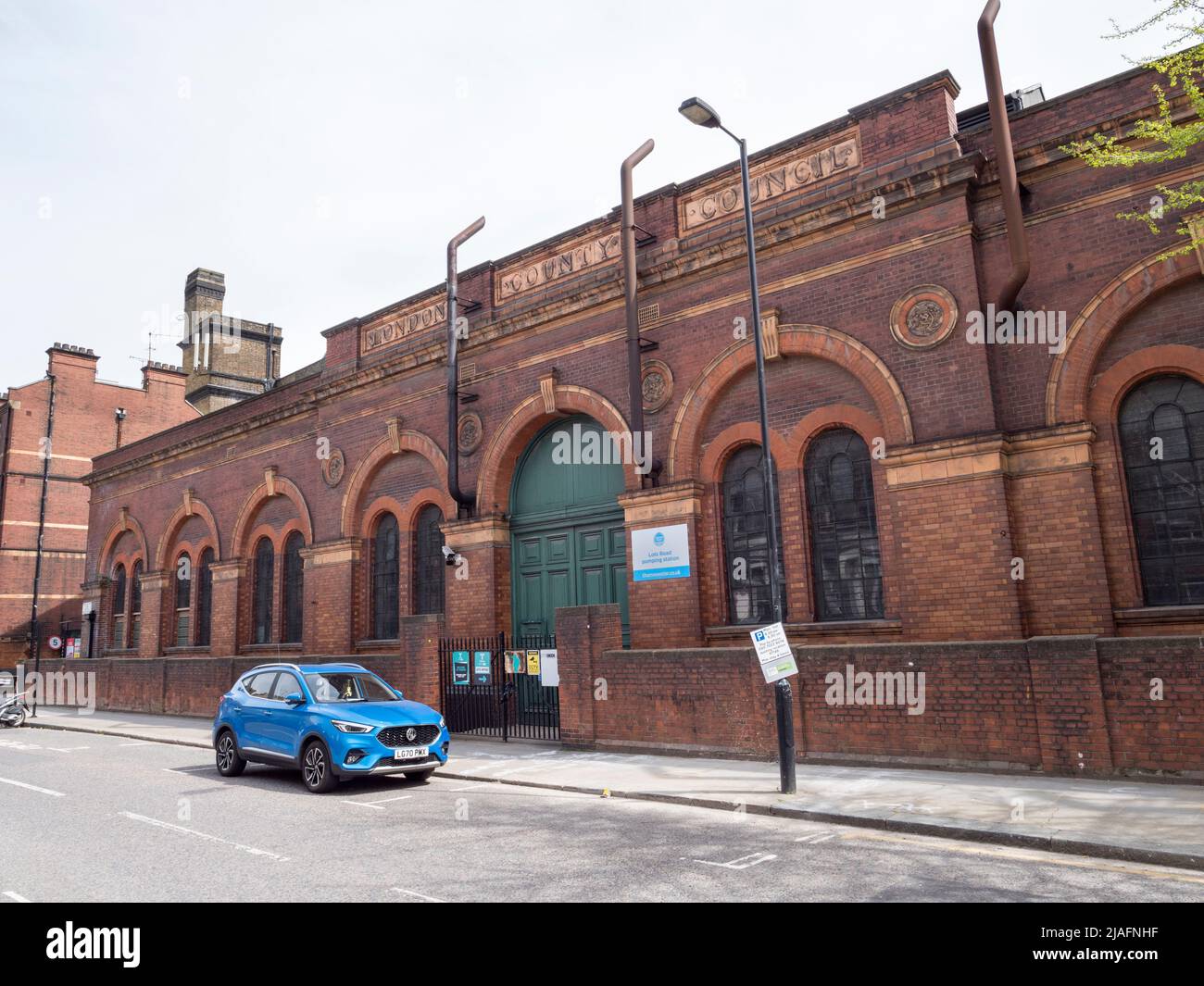 Lots road pumping station hi-res stock photography and images - Alamy