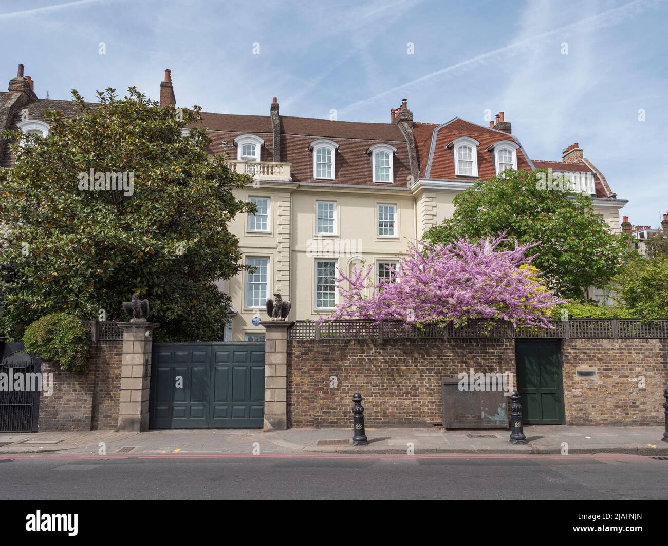 Cheyne walk chelsea brunel hi-res stock photography and images - Alamy