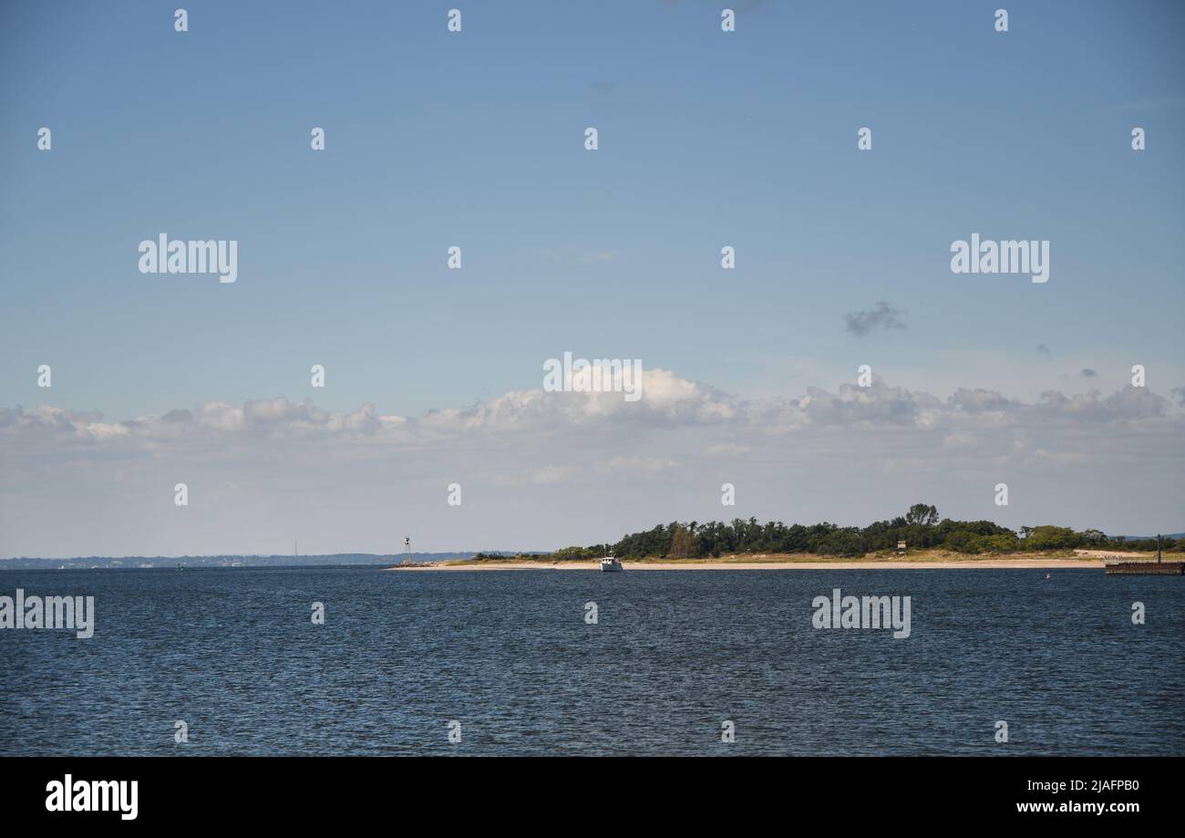 SAFE AND SOUND: The shoreline views seen from Hartshorne Dr. in the ...