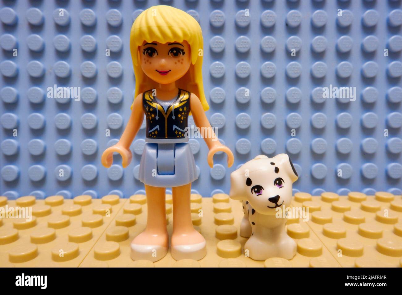 Lego minifigure family hi-res stock photography and images - Alamy