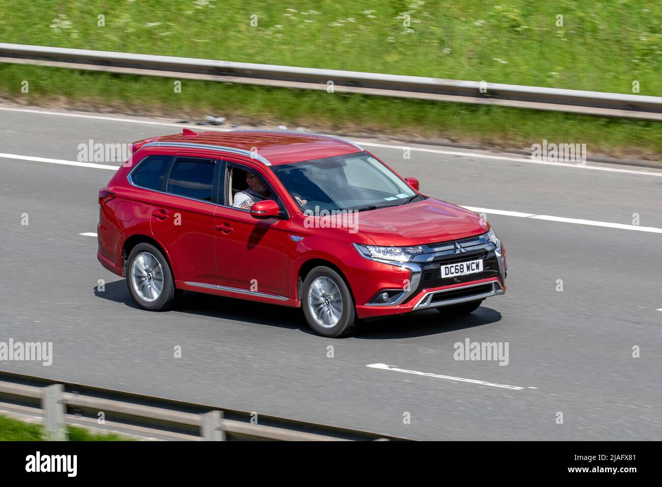 2360cc hybrid hi-res stock photography and images - Alamy