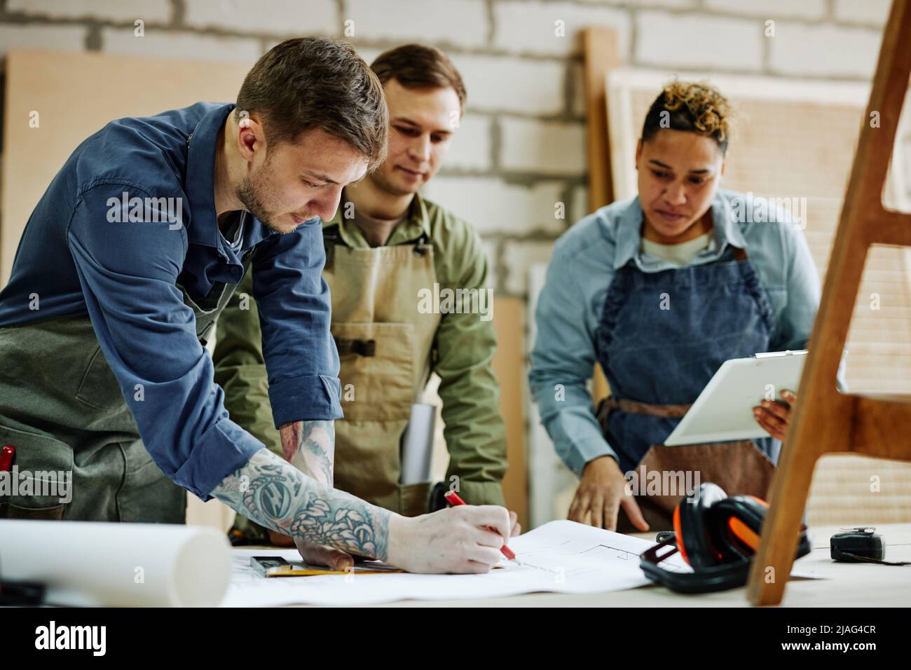 Handcrafted designs hi-res stock photography and images - Alamy