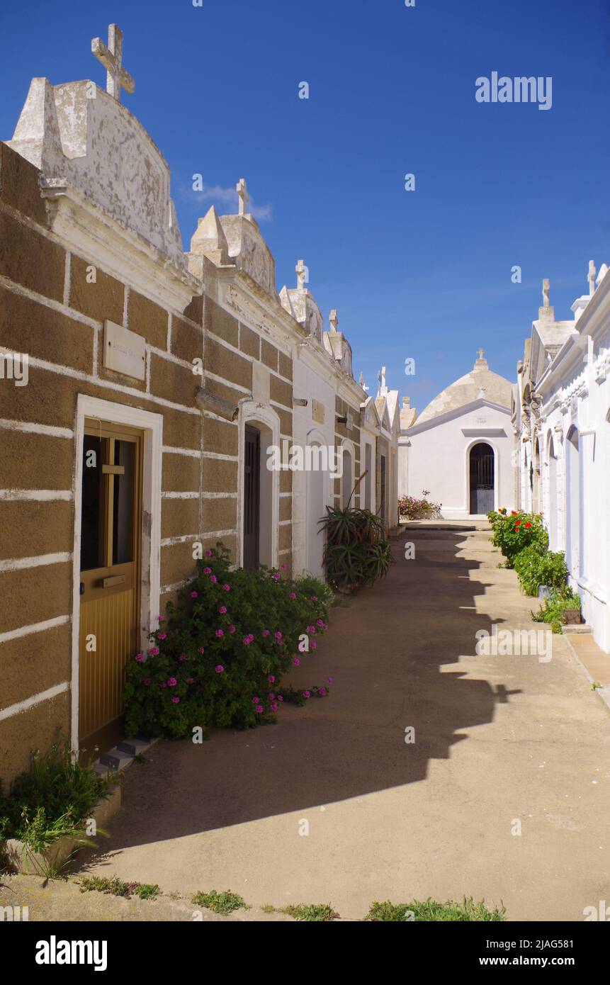 Bonifacio friedhof hi-res stock photography and images - Alamy