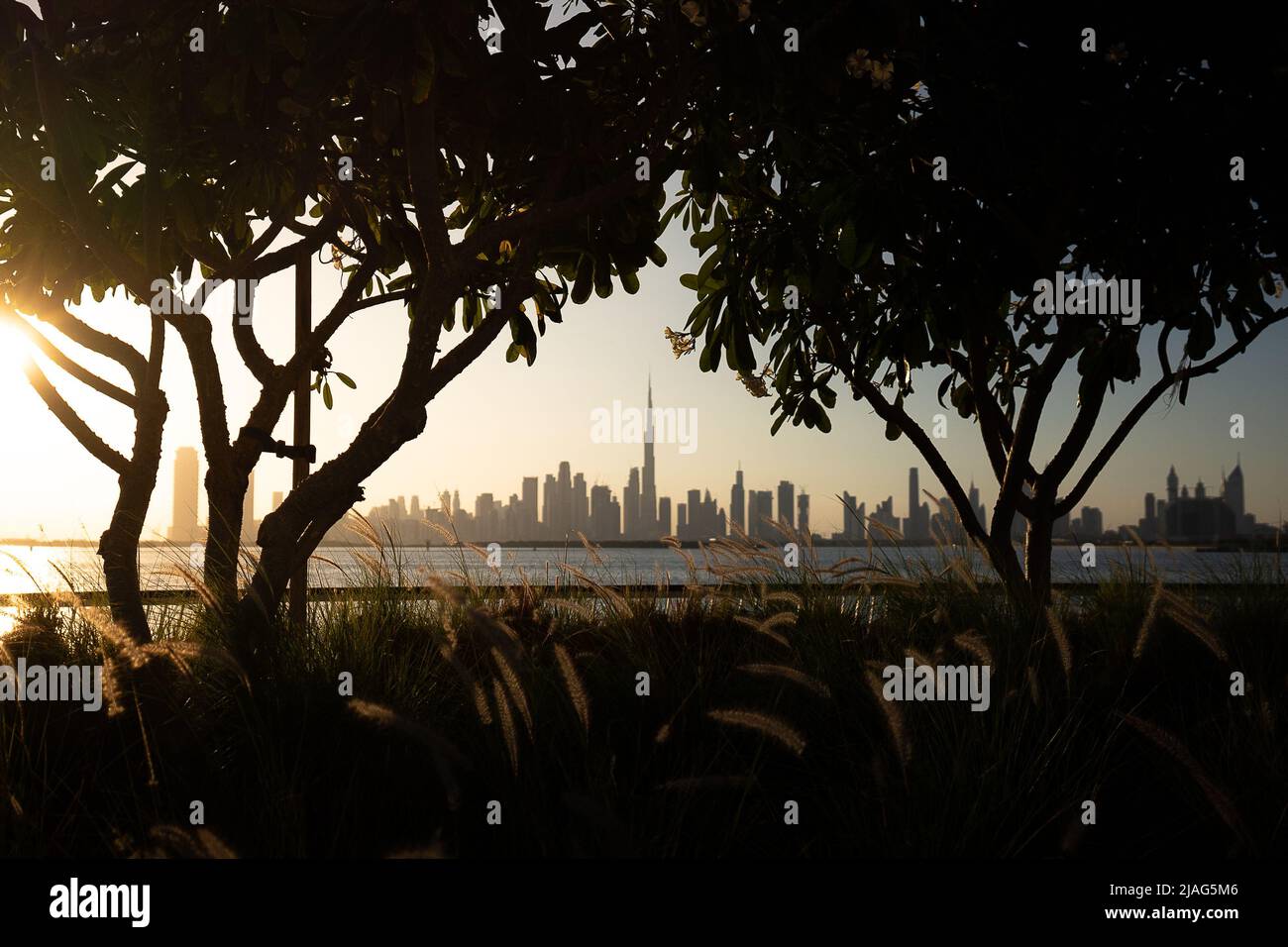 Dubai sunset mall hi-res stock photography and images - Alamy