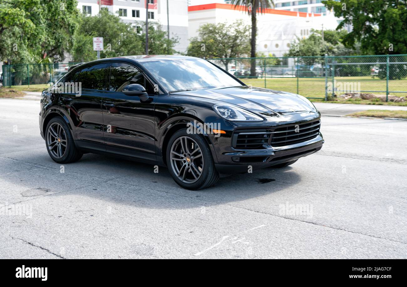 Miami Beach, Florida USA - April 15, 2021: black Porsche Cayenne, side ...