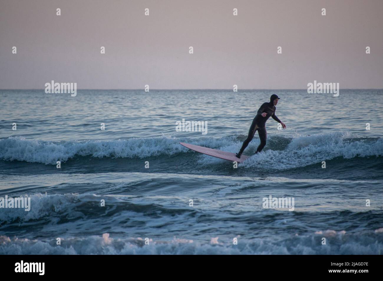 Amateur surfer hi-res stock photography and images - Alamy