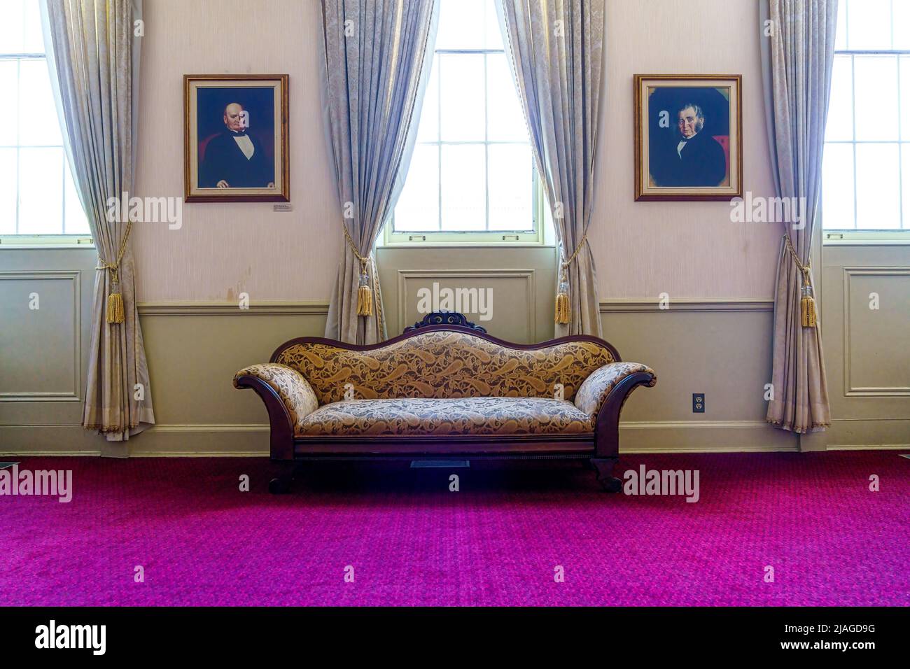 Inside toronto old city hall hi-res stock photography and images - Alamy