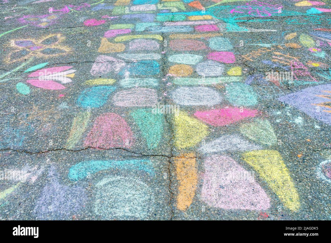 Chalk paintings made by people in the exterior areas of the New City ...