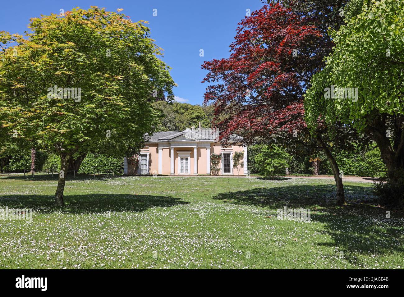 Richard edgcumbe hi-res stock photography and images - Alamy