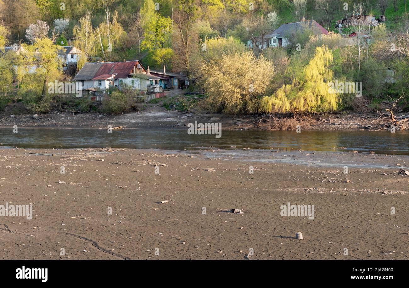 Among greenery hi-res stock photography and images - Alamy