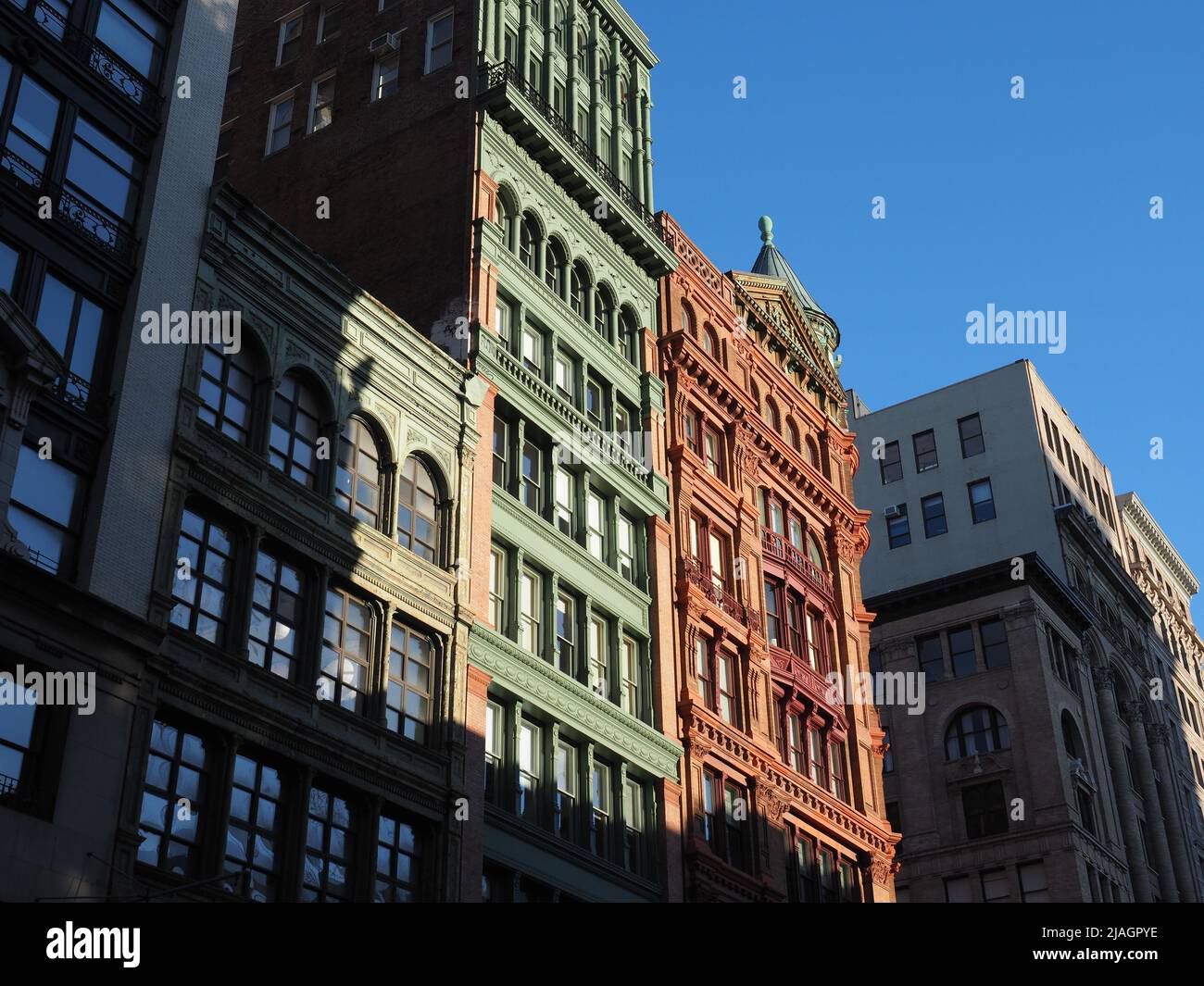 Image of the Bleecker Tower and 650 Broadway Stock Photo - Alamy