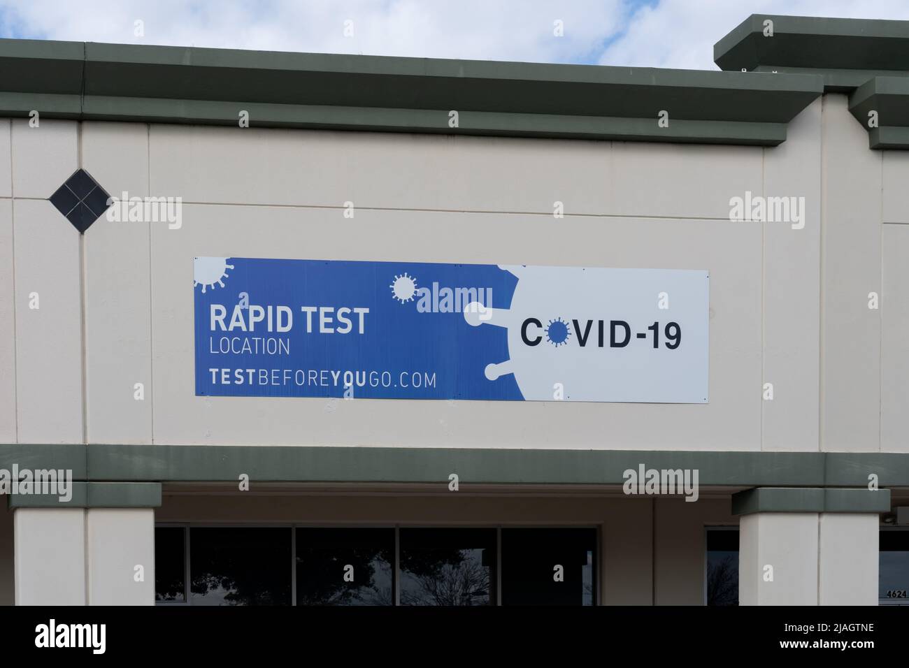 Testing clia hi-res stock photography and images - Alamy