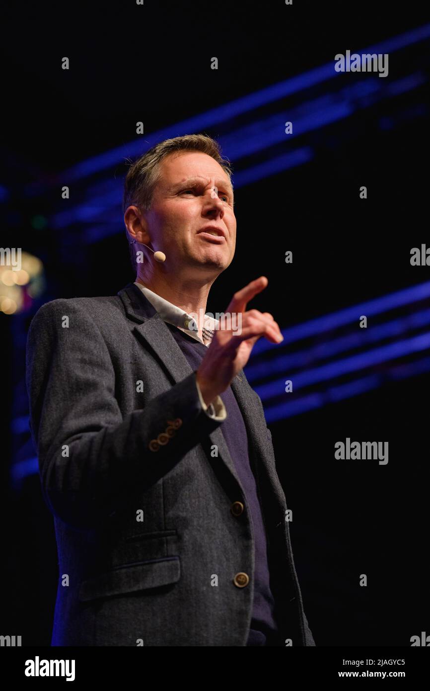 Ancient egypt in 100 objects from the boy kings tomb hi-res stock ...