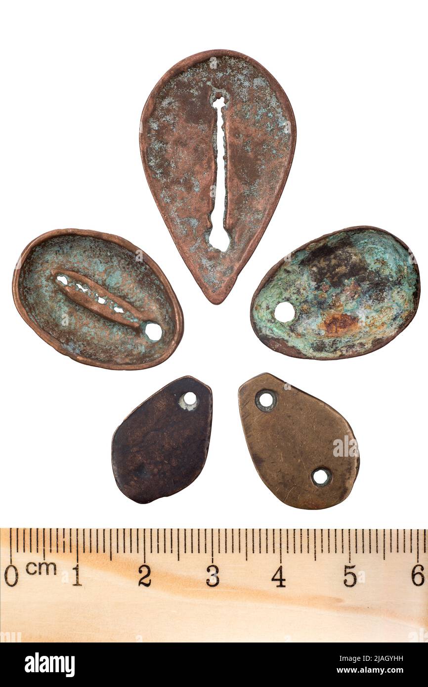 Cowrie shell money hi-res stock photography and images - Alamy