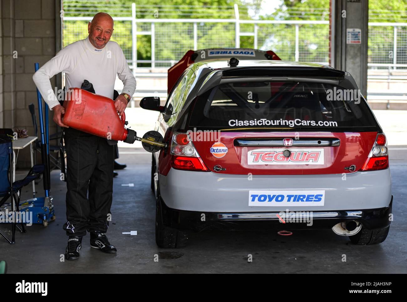 BARC CLUB CAR CHAMPIONSHIPS - OULTON PARK The British Automobile Racing ...