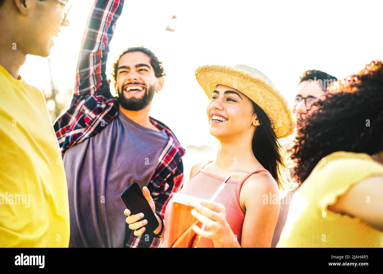 Music festival crowd sunset hi-res stock photography and images - Alamy