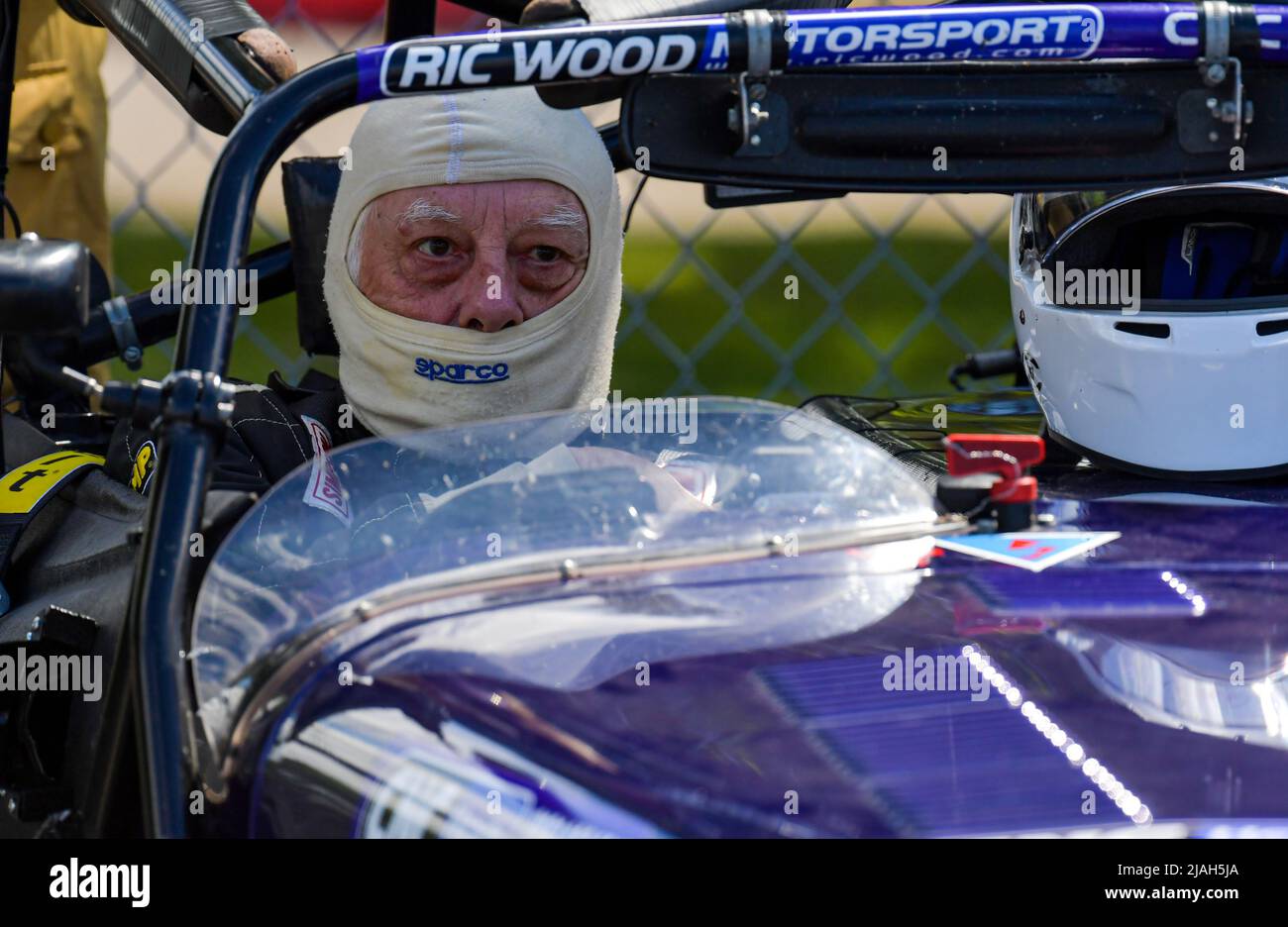 BARC CLUB CAR CHAMPIONSHIPS - OULTON PARK The British Automobile Racing ...