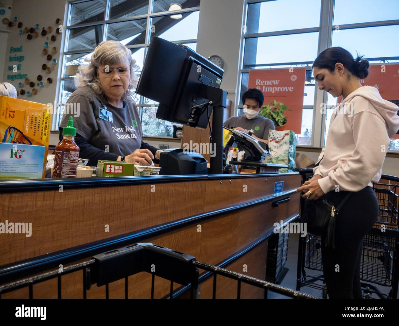 Consumer lanes hi-res stock photography and images - Alamy