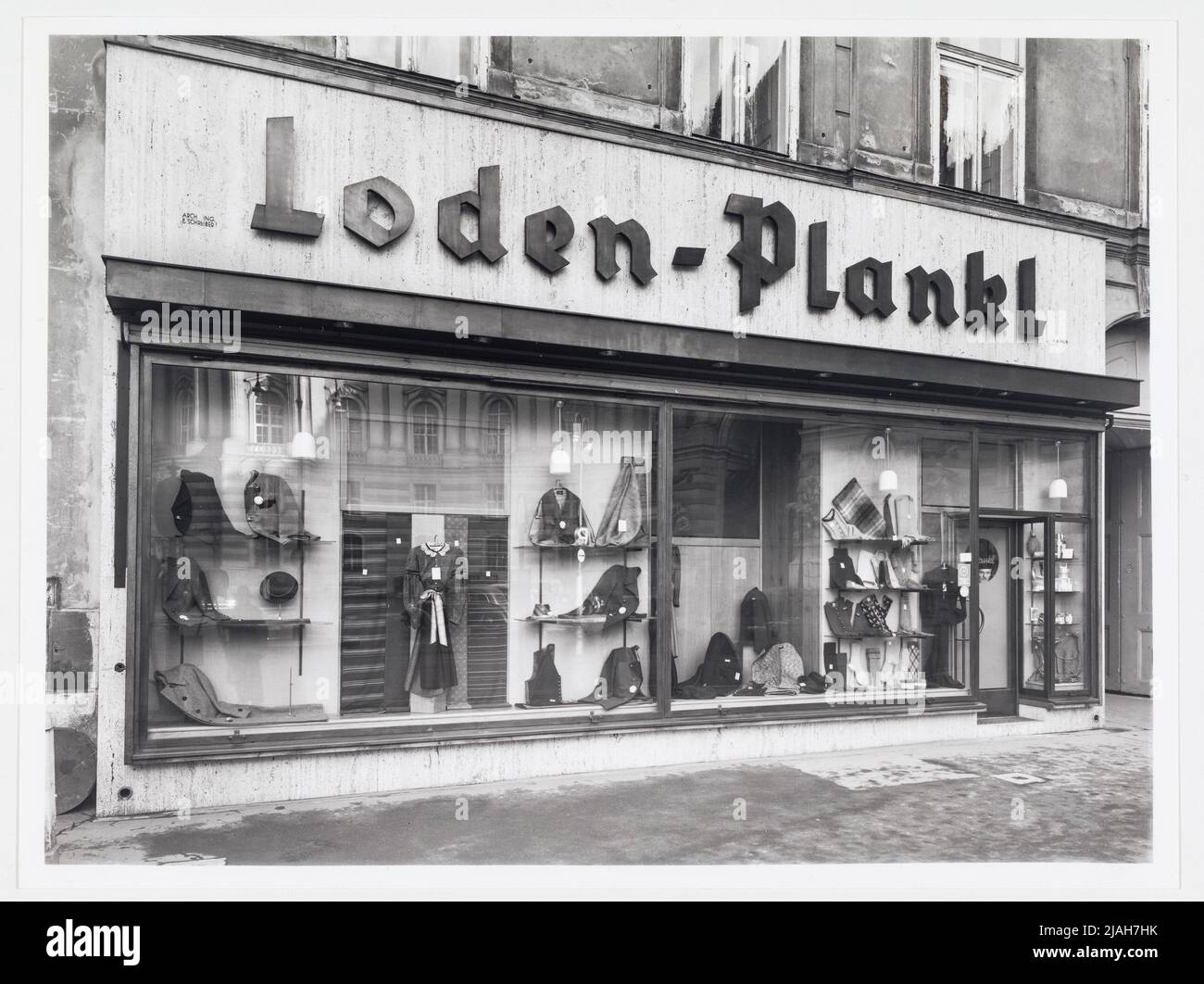 1., Michaelerplatz 6 - business "Loden -Plankl" (reproduction). Martin ...