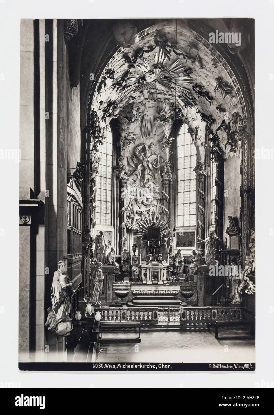 Michaelerkirche sculpture hi-res stock photography and images - Alamy