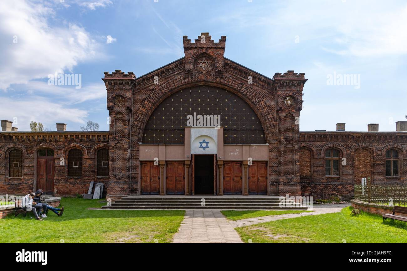 Lodz jewish cemetery hi-res stock photography and images - Alamy