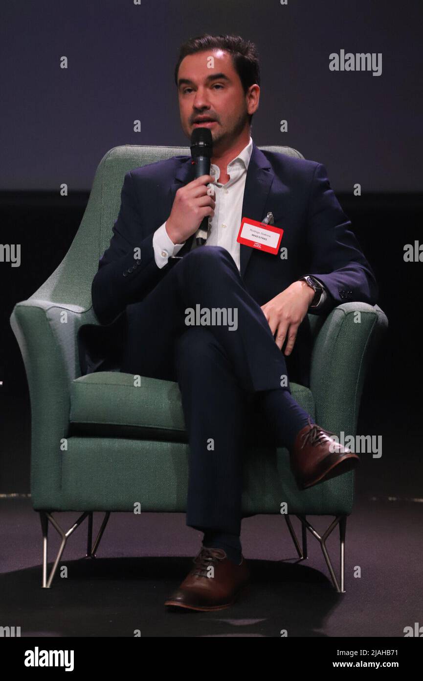 Accenture ceo hi-res stock photography and images - Alamy