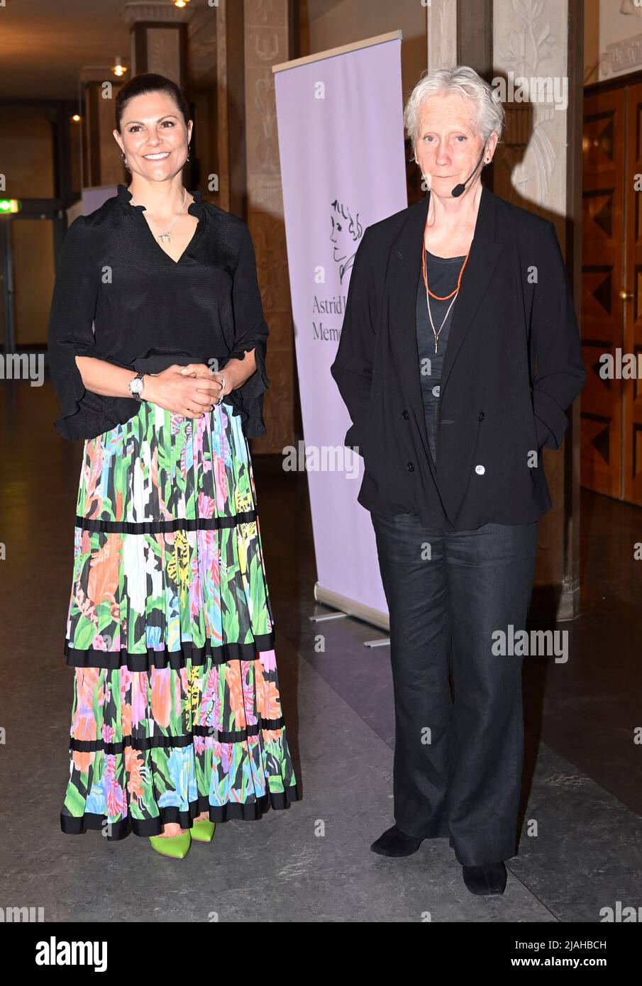 Crown Princess Victoria and Eva Lindstrom, the 2022 laureate of the ...
