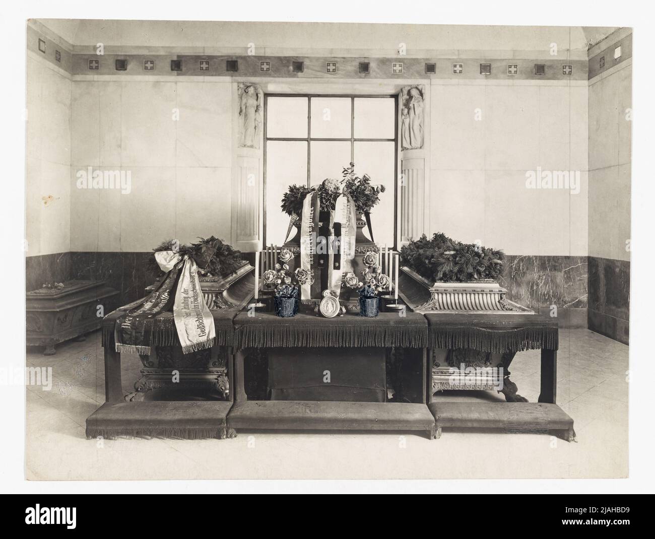 1st, new market - Capuchin crypt - Franz -Joseph's crypt - interior ...