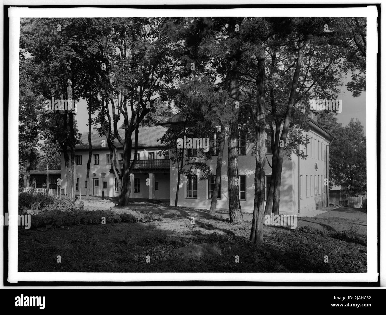 Kindergarten school (?), External view Stock Photo - Alamy